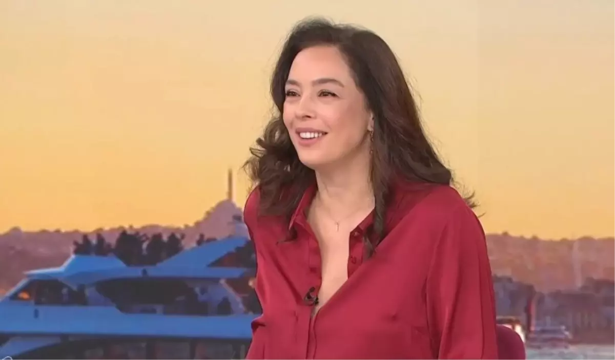 Azra Akın Kimdir? Aramızda Kalmasın Konuğu Azra Akın Kaç Yaşında ...